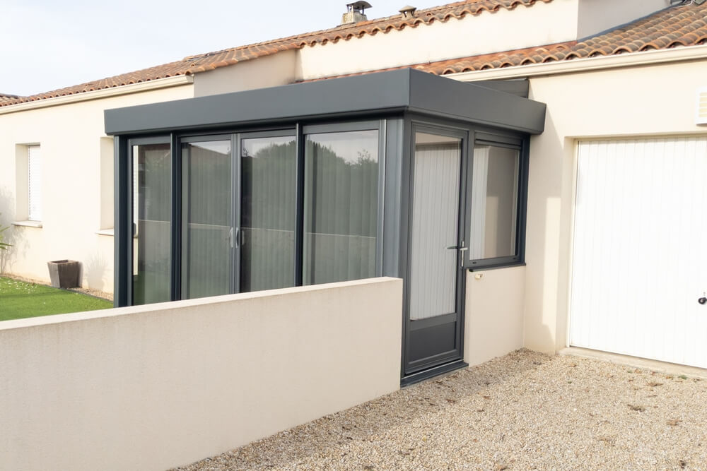 Prefab veranda laten bouwen? | Alles wat u moet weten!